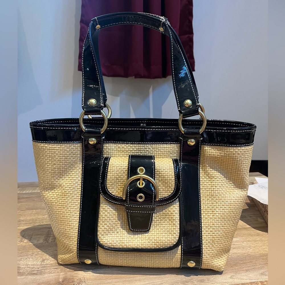 Coach Princess Street Raffia And Patent Leather Tote - Gem